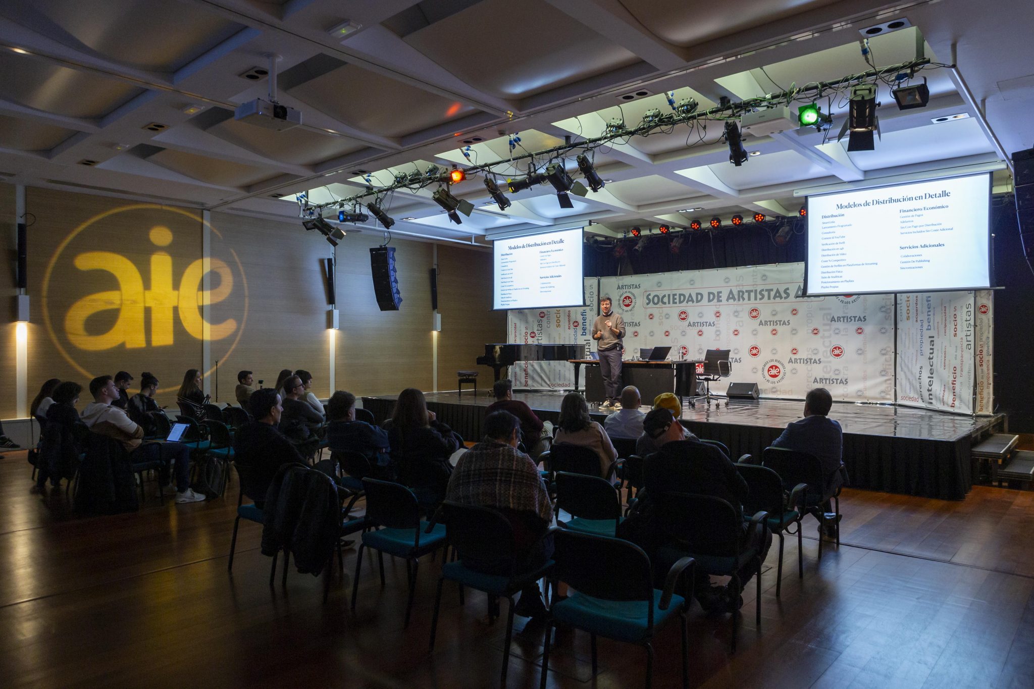 AIE resuelve tus dudas sobre derechos y distribución digital de música ...